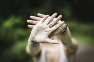 How to get rid of a Hickey ? (How to remove a love bite mark quickly ...